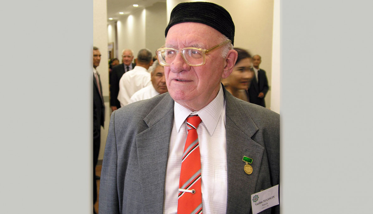 Vadim Masson: A man who opened Jeytun archaeological culture and Altyn ...